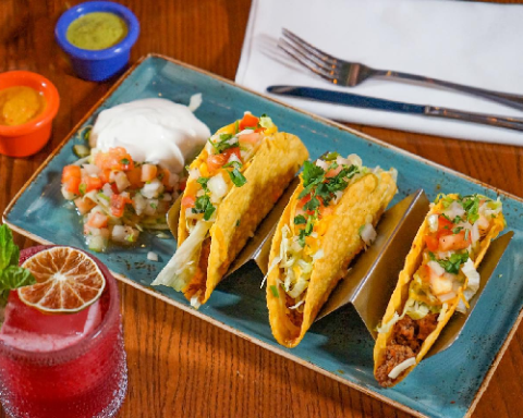 Dining & Food | Rio Lakefront