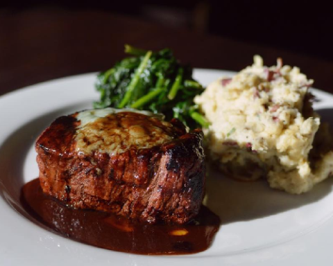 Dining & Food | Rio Lakefront